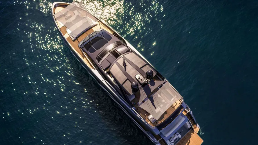 Iron Gryphon yacht (Riva, 29.9m, 2019)